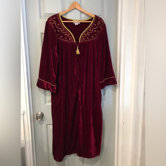 Expressions | Intimates & Sleepwear | Expressions Vintage Womens X ...